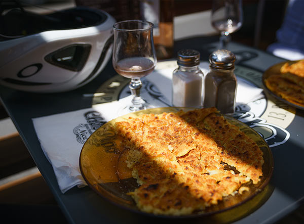 THE BEST SOCCA IN THE WORLD – Café du Cycliste | AU