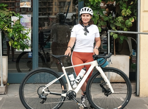 RIDE AND CREATE | Isabel Del Real – Café du Cycliste | FR